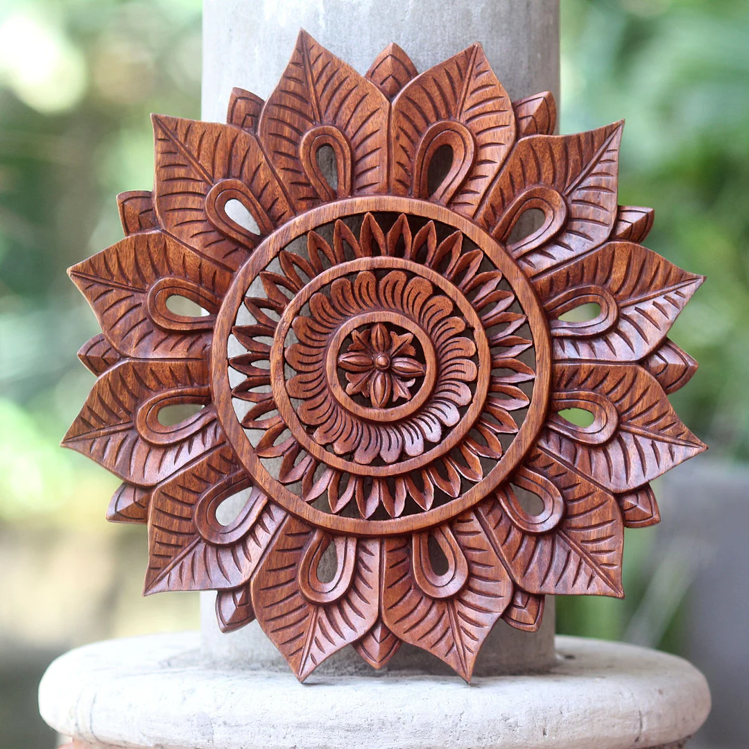 Wood Carving-How to Choose the Right Style, Wood Carving Styles, Wood ...